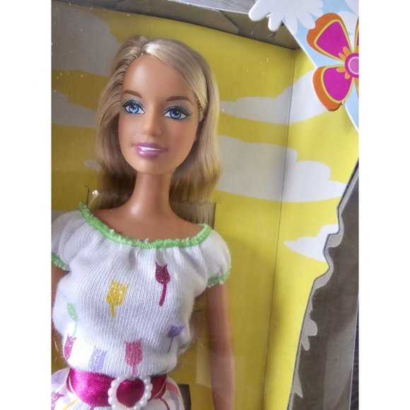 Mattel | Toys | Vtg 207 Barbie Easter Flowers Tulips Bunny Pink Basket ...